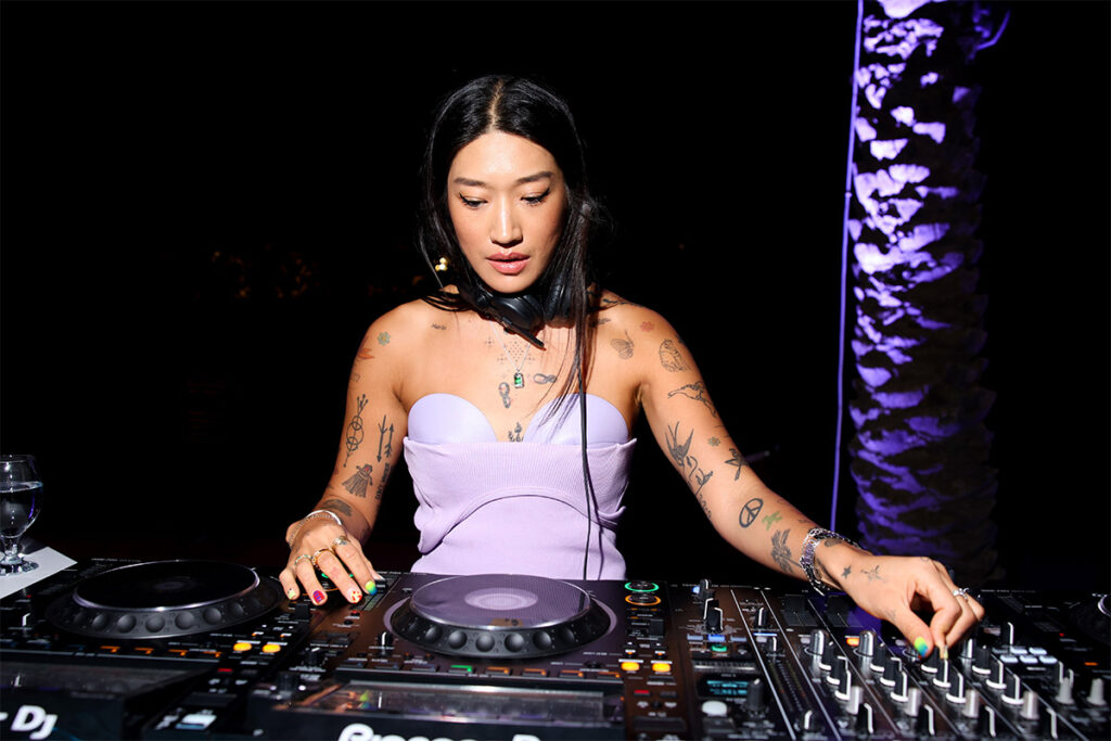 Peggy Gou estrena por fin el vídeo oficial de su temazo "(It Goes Like ...